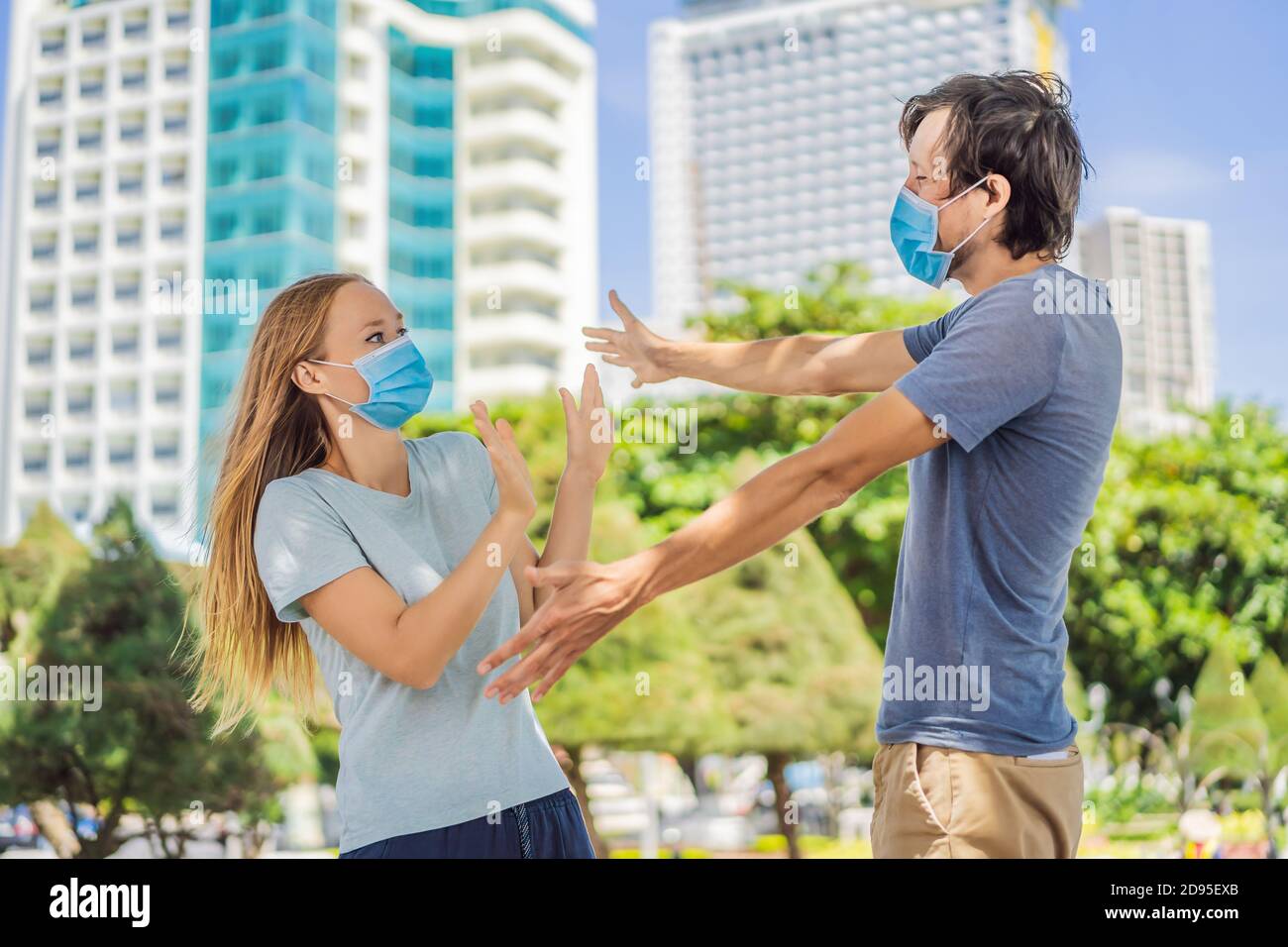 Hug friends greet hi-res stock photography and images - Alamy