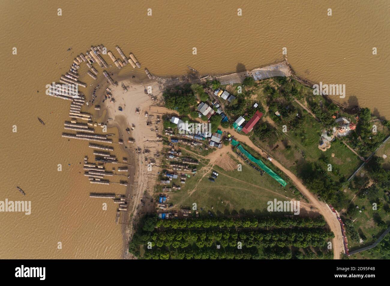 Koh Dach - Silk Island local beach, Island on Mekong river in Phnom ...