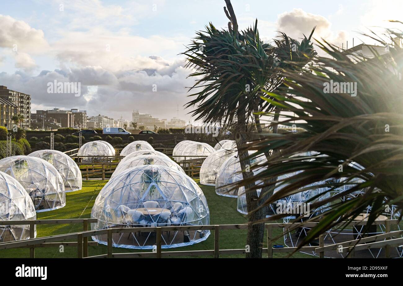 Hove igloos hi-res stock photography and images - Alamy