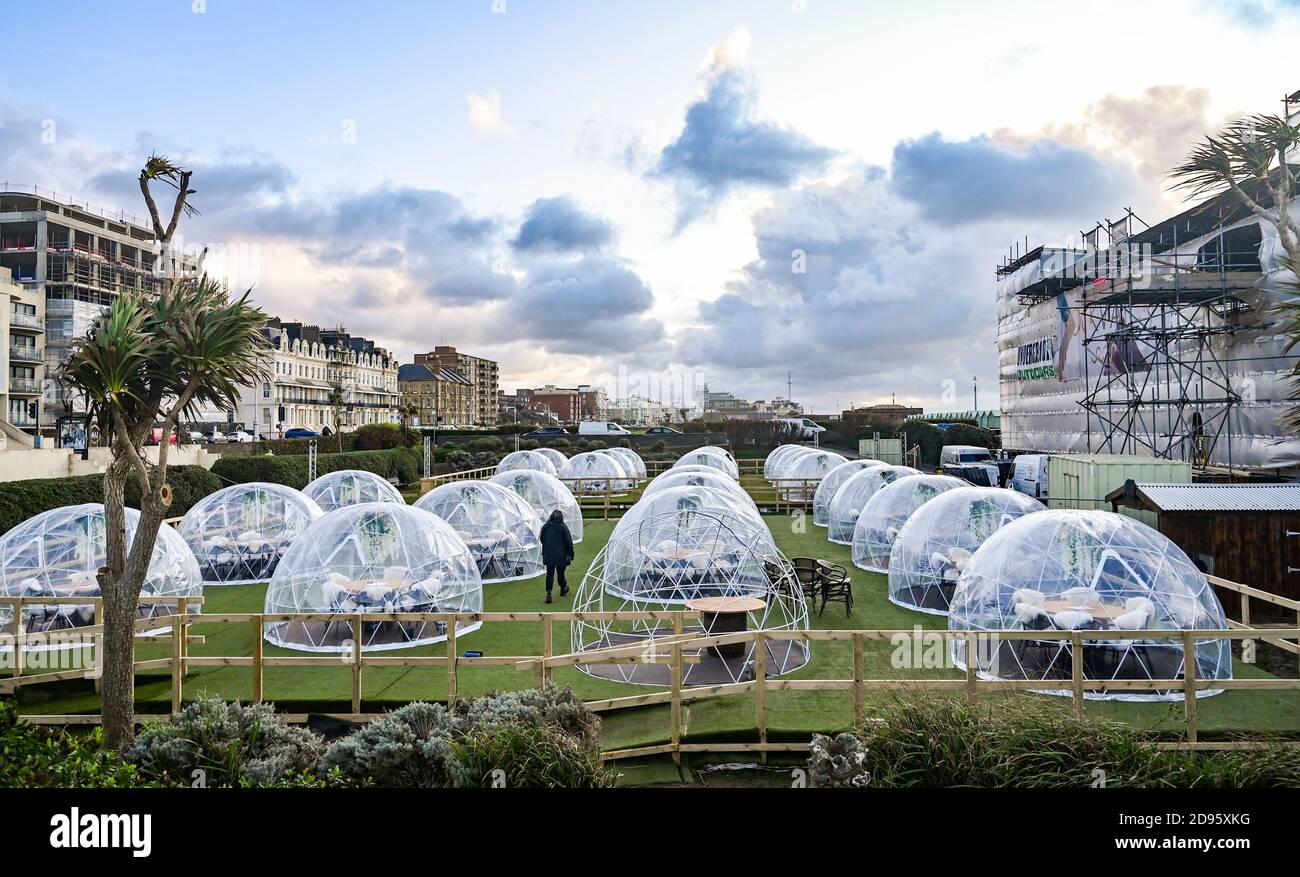 Hove igloos hi-res stock photography and images - Alamy