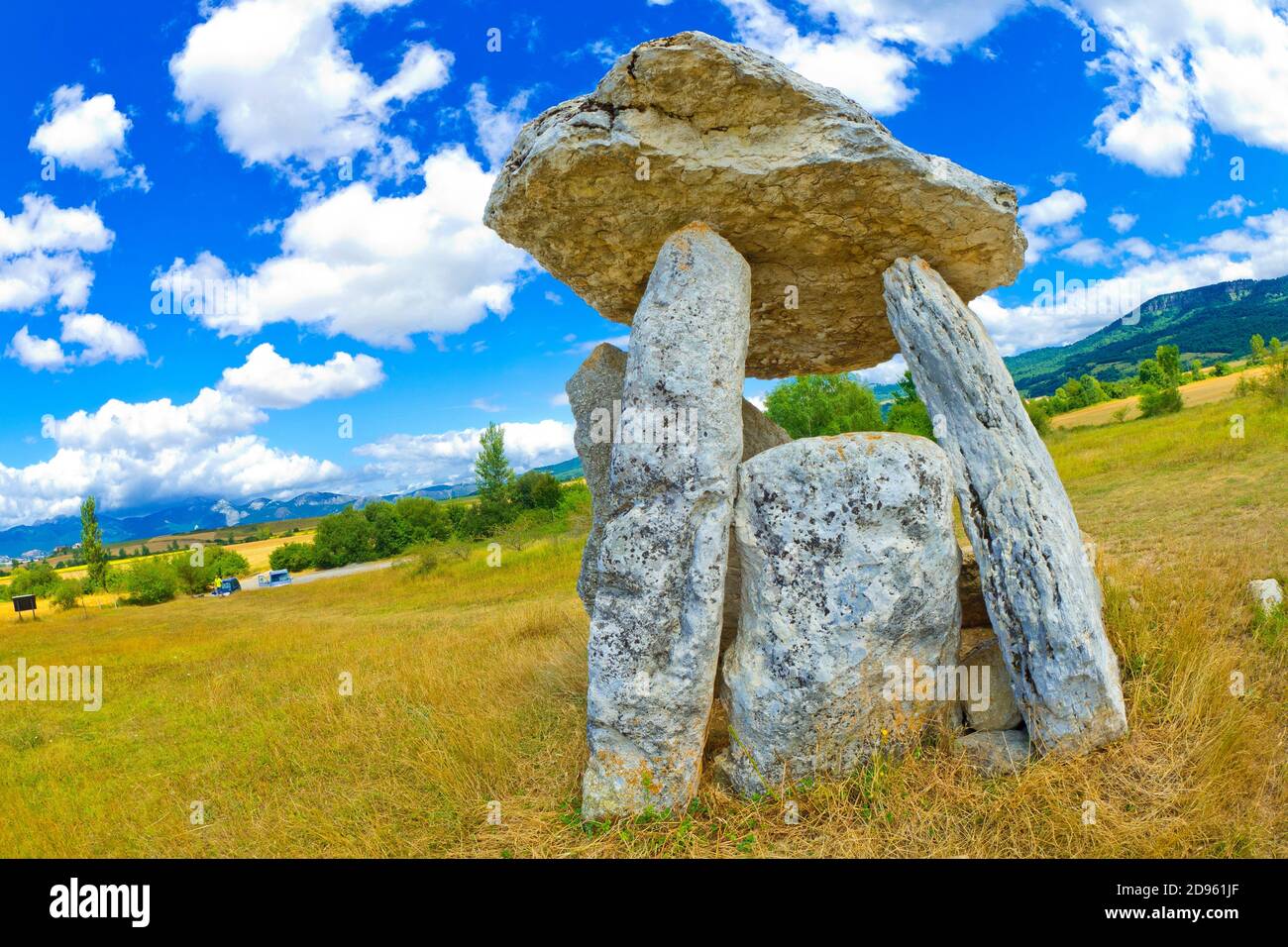 Dolmen arrizala hi-res stock photography and images - Alamy