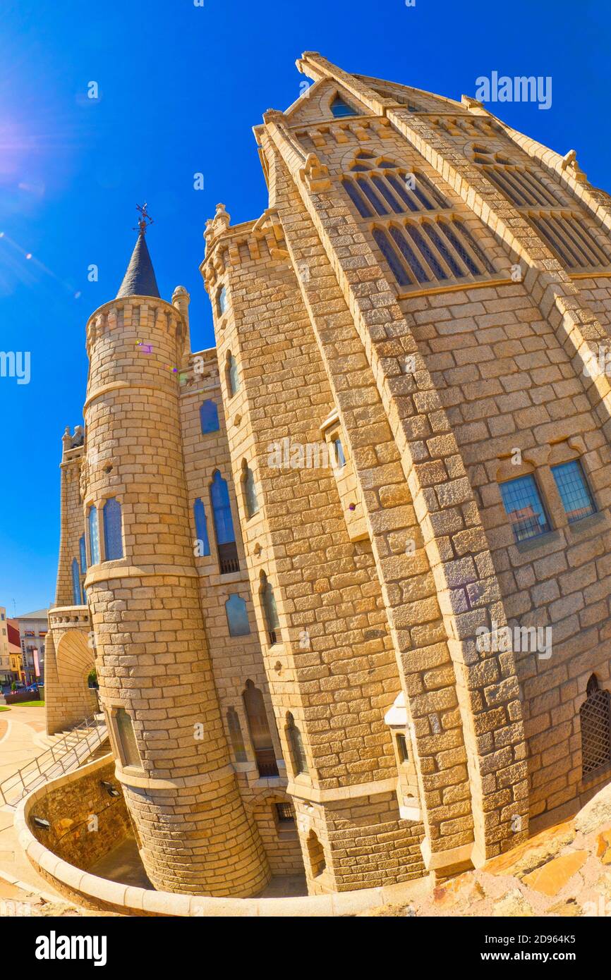 Palace of gaudi astorga hi-res stock photography and images - Alamy