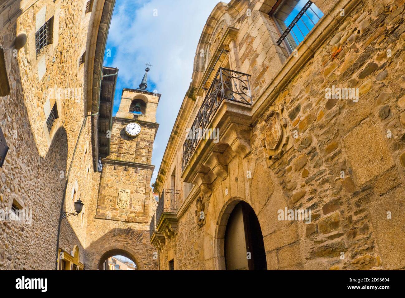 Arco del reloj hi-res stock photography and images - Alamy