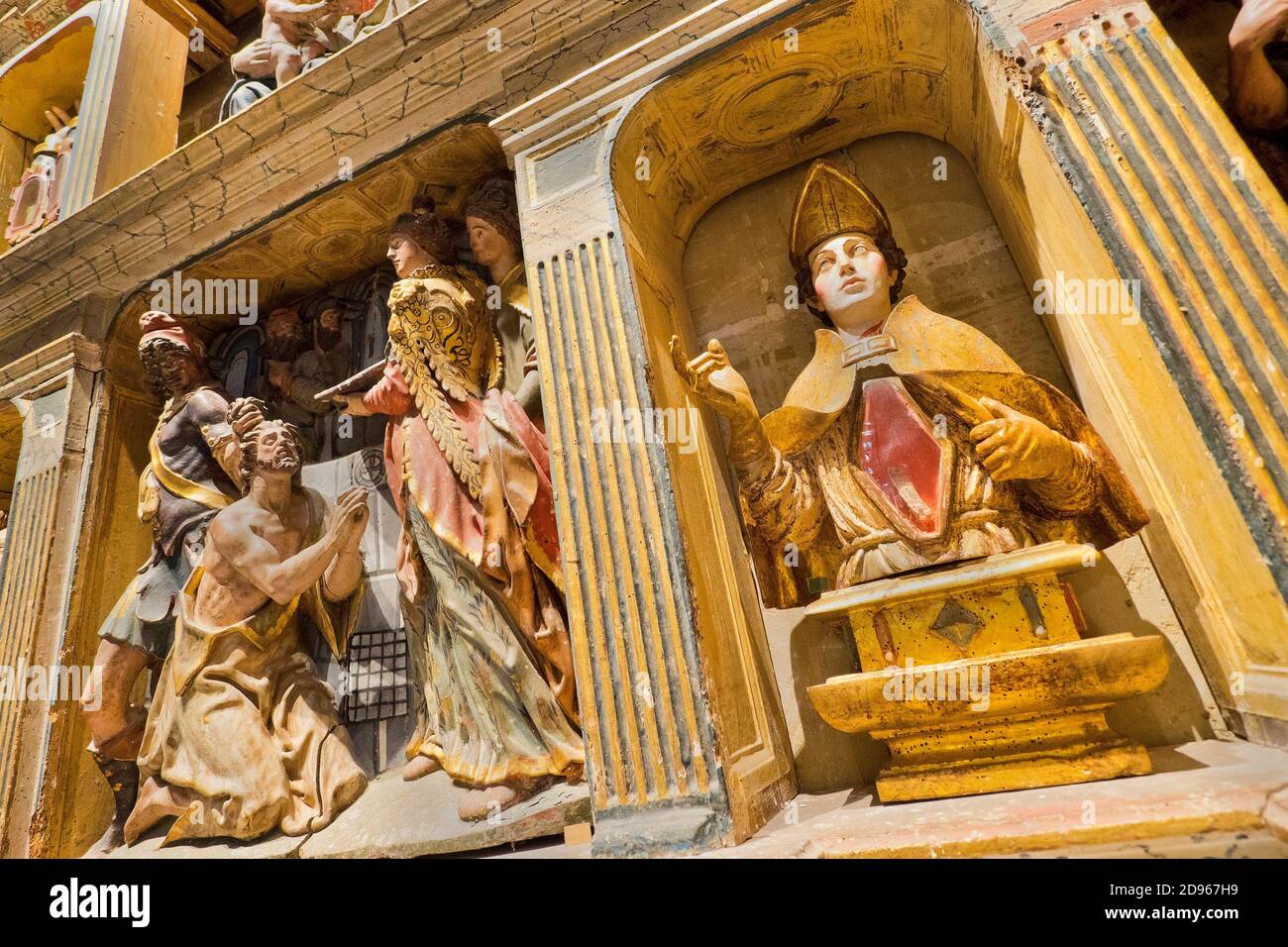 Baroque retablo hi-res stock photography and images - Alamy