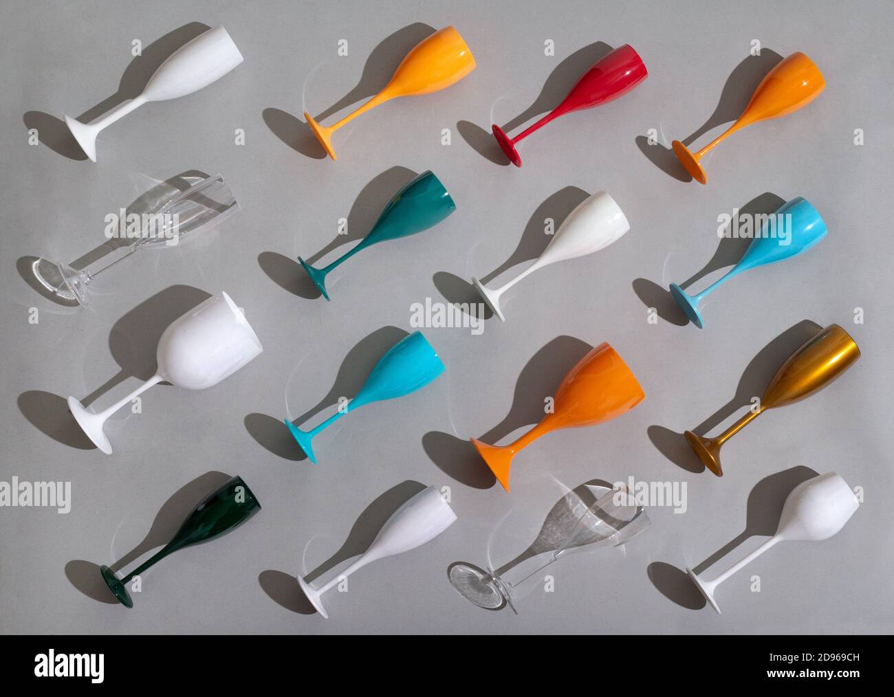 Glasses pattern hi-res stock photography and images - Alamy