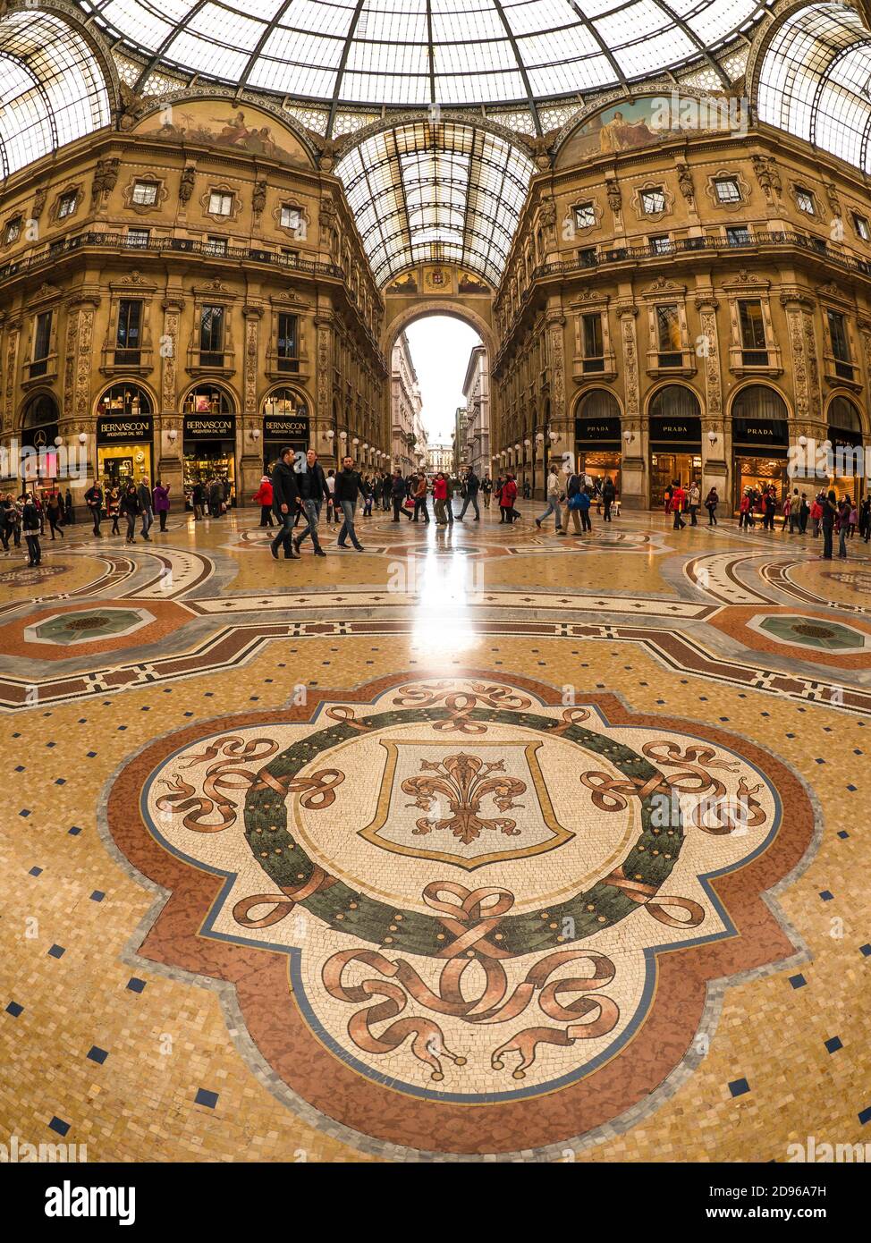 Shopping mall in italy hi-res stock photography and images - Alamy