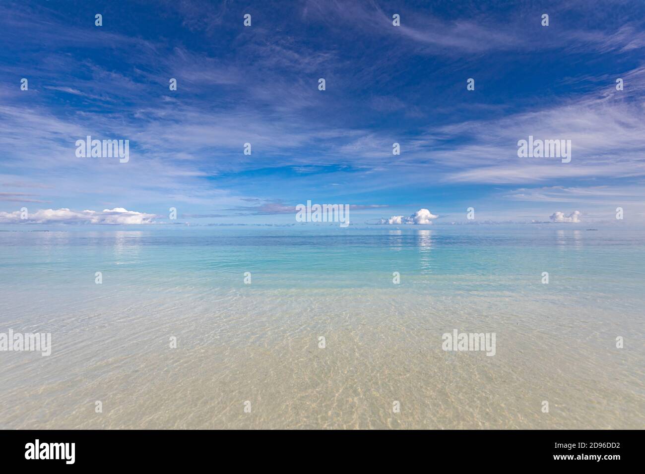 Sea surface wave hi-res stock photography and images - Alamy