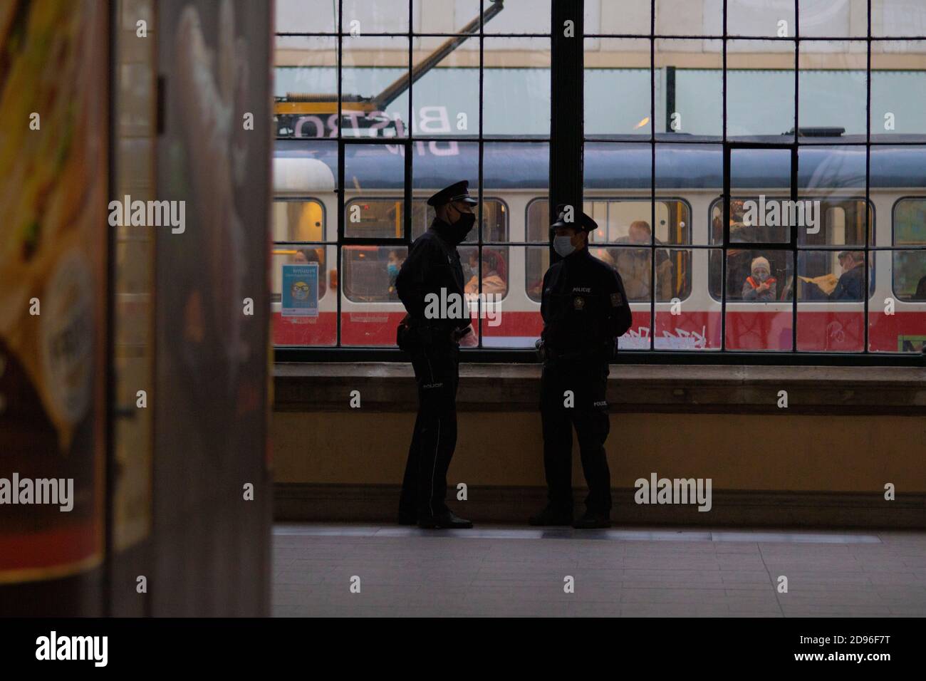 Two police officers with masks at Prague railway station secures ...