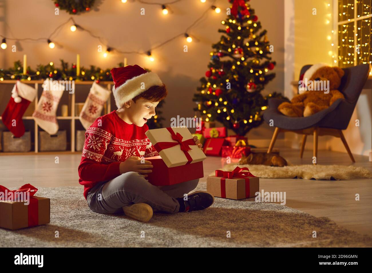 Magic boy hi-res stock photography and images - Alamy