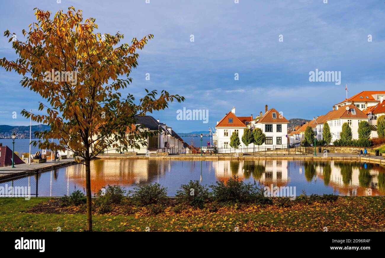 Autumn colours at the Skansen area in Bergen, Western Norway Stock ...