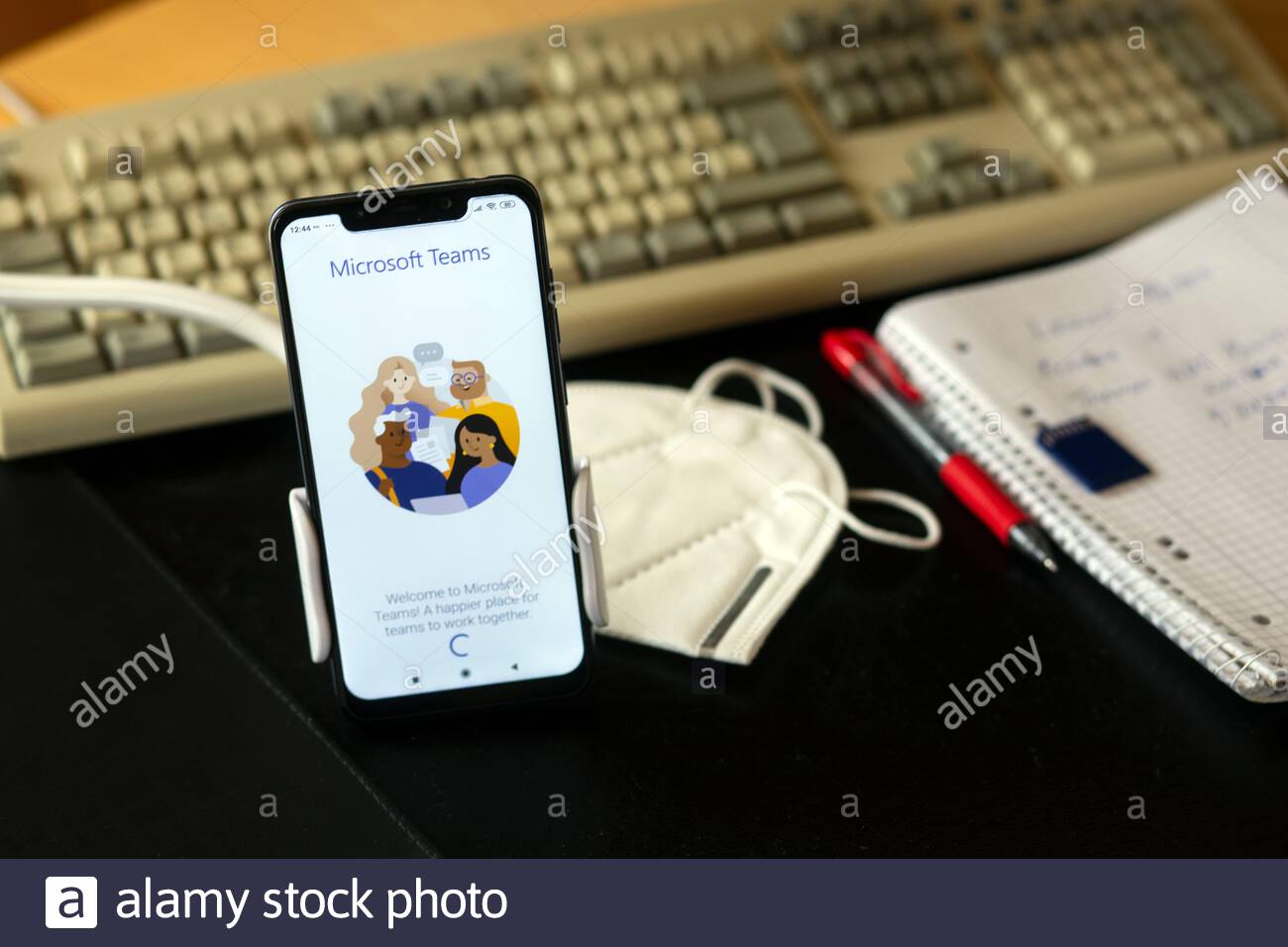 Microsoft teams people hi-res stock photography and images - Alamy