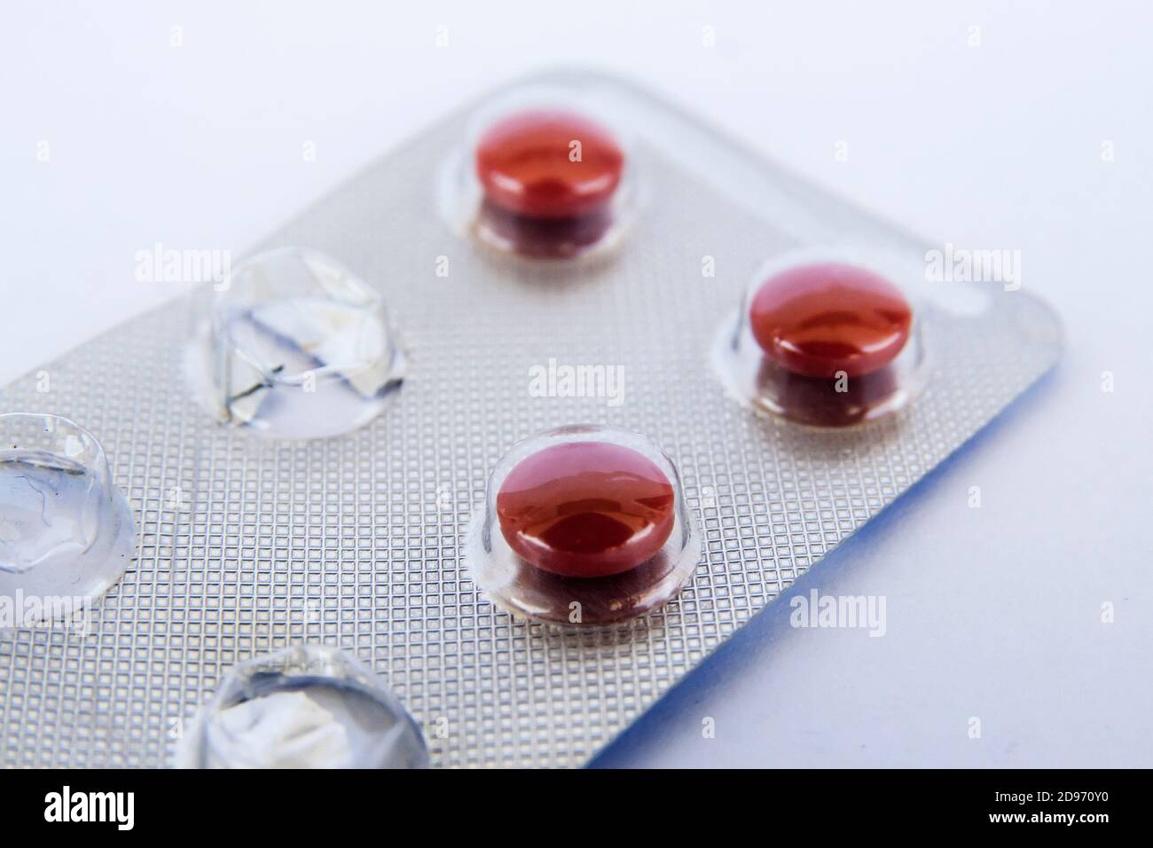 Pharmaceutical red hi-res stock photography and images - Alamy