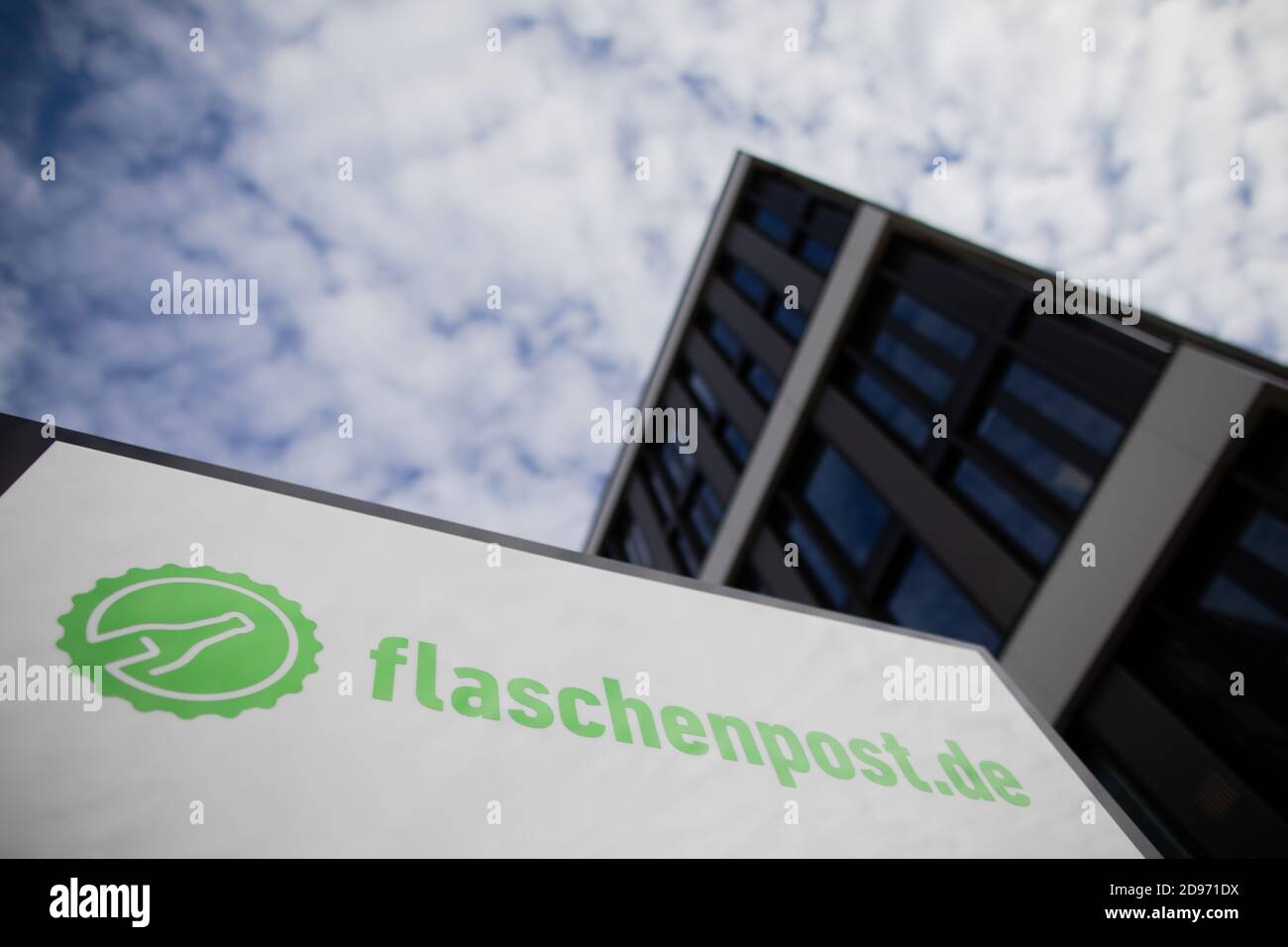Flaschenpost hi-res stock photography and images - Alamy