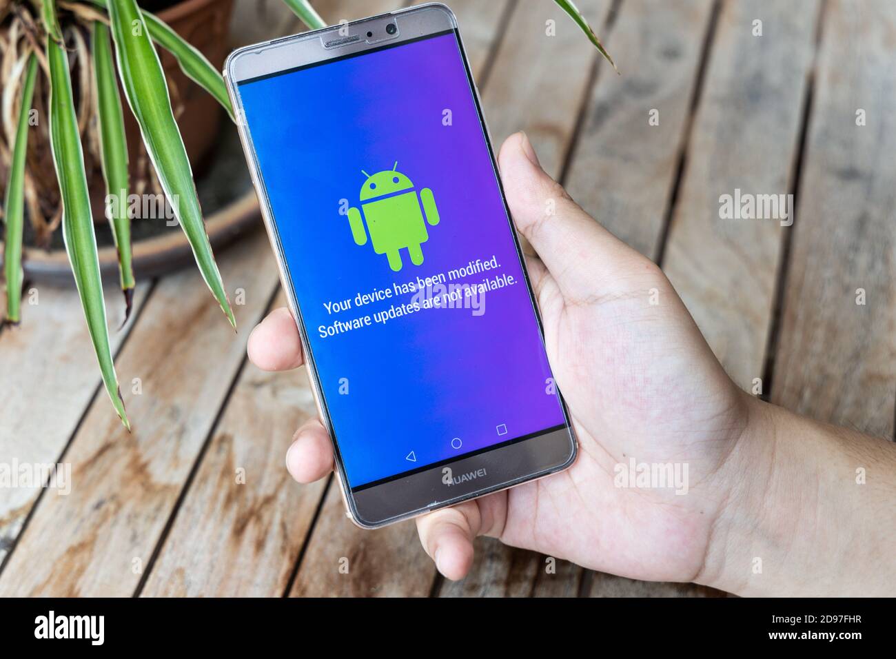 Communication updates hi-res stock photography and images - Alamy