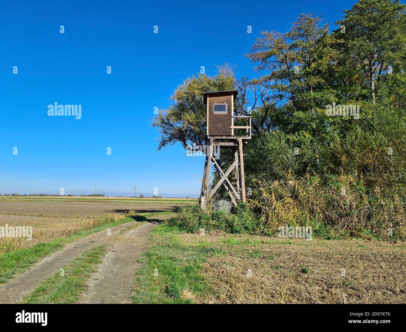 High stand hi-res stock photography and images - Alamy