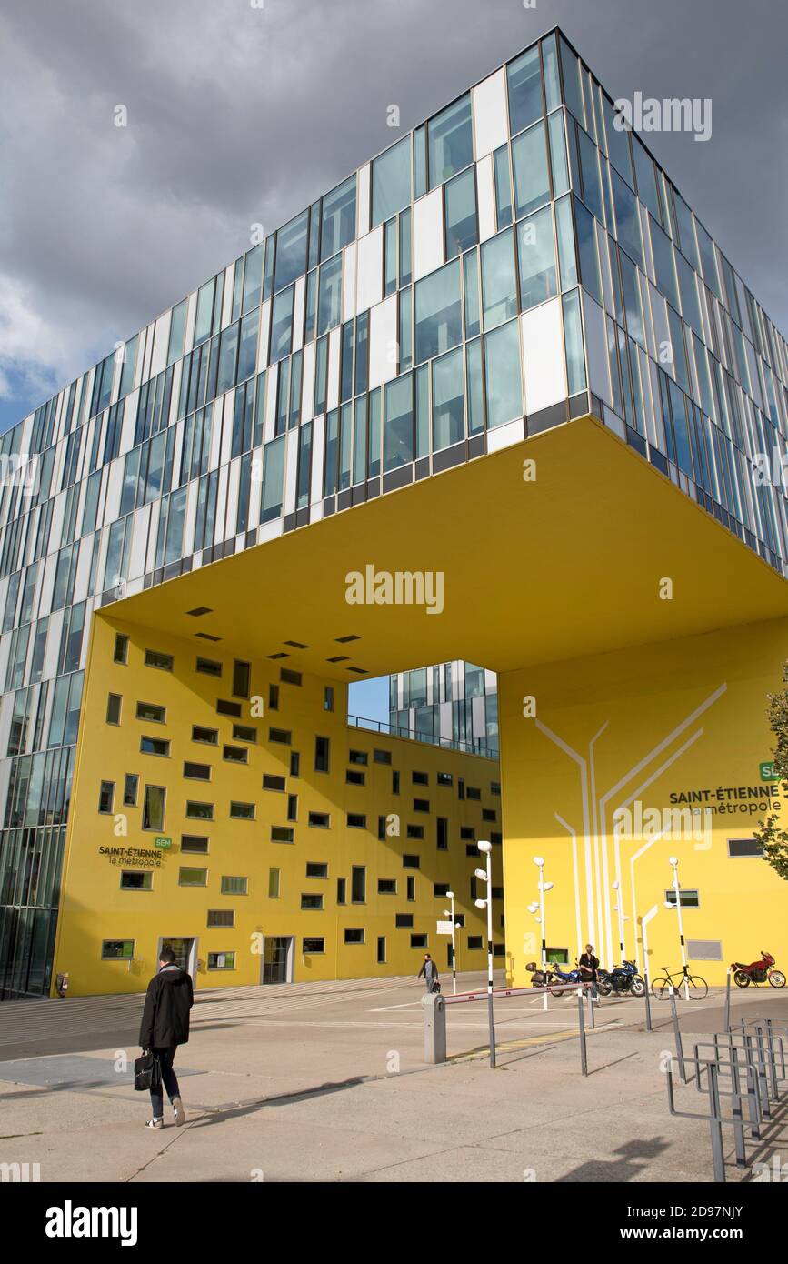 Bâtiment administratif hi-res stock photography and images - Alamy