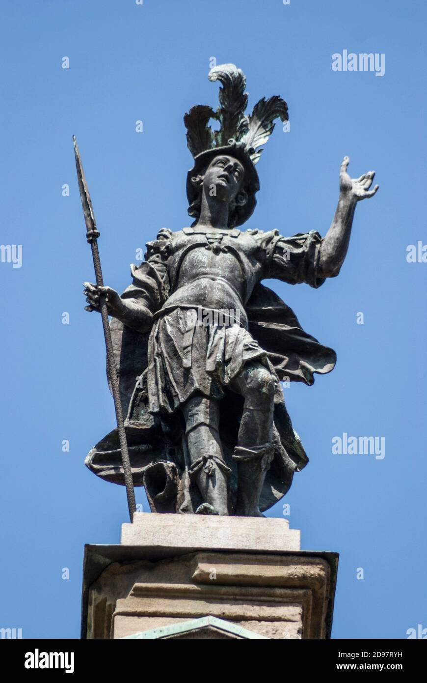 Triangular plinth hi-res stock photography and images - Alamy