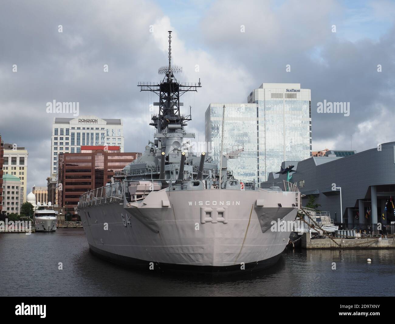 Uss wisconsin turrets hi-res stock photography and images - Alamy