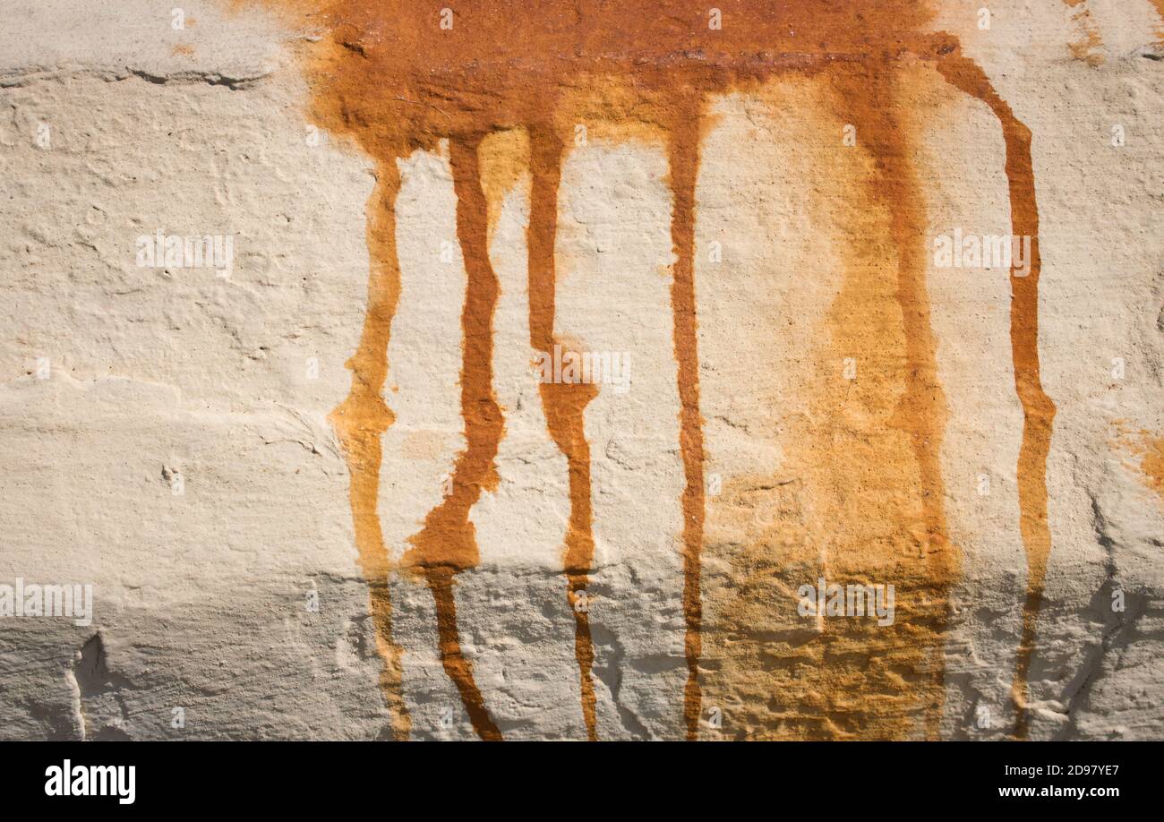 Rusty texture dripping paint hi-res stock photography and images - Alamy