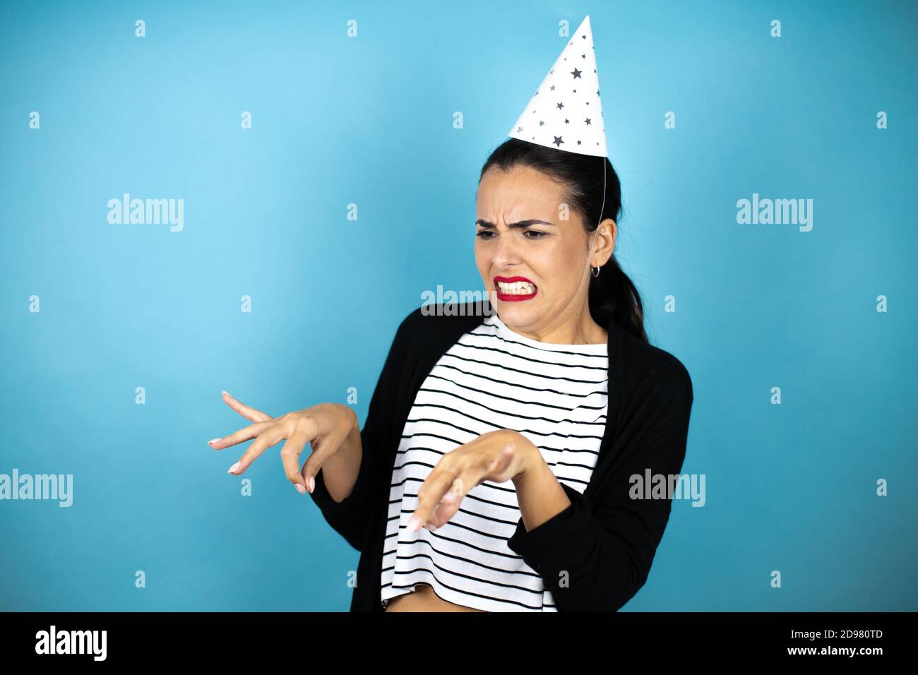 Woman disgust cake hi-res stock photography and images - Alamy
