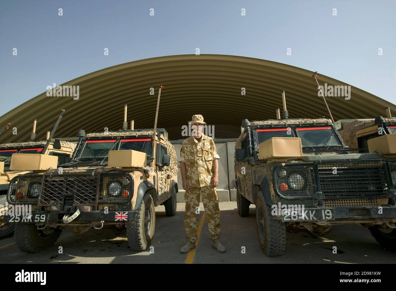 Raf regiment uniform hi-res stock photography and images - Alamy