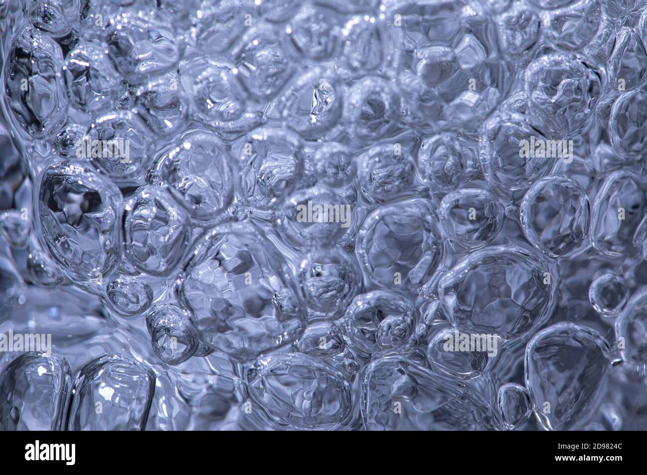 Bubbles in glass hi-res stock photography and images - Alamy