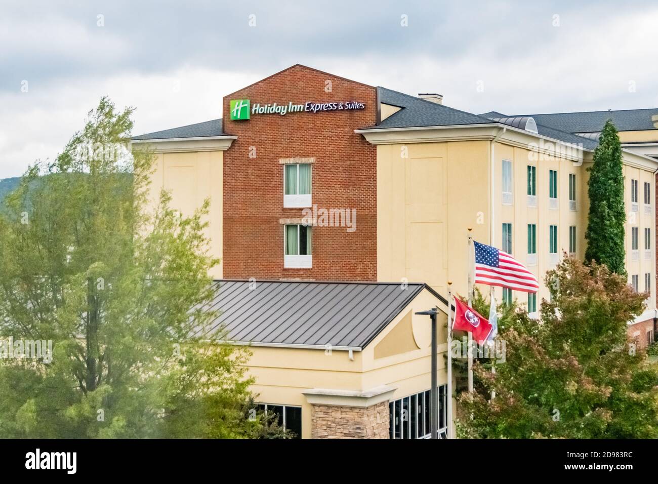 Holiday Inn exterior view with a focus on the Holiday Inn signage Stock ...