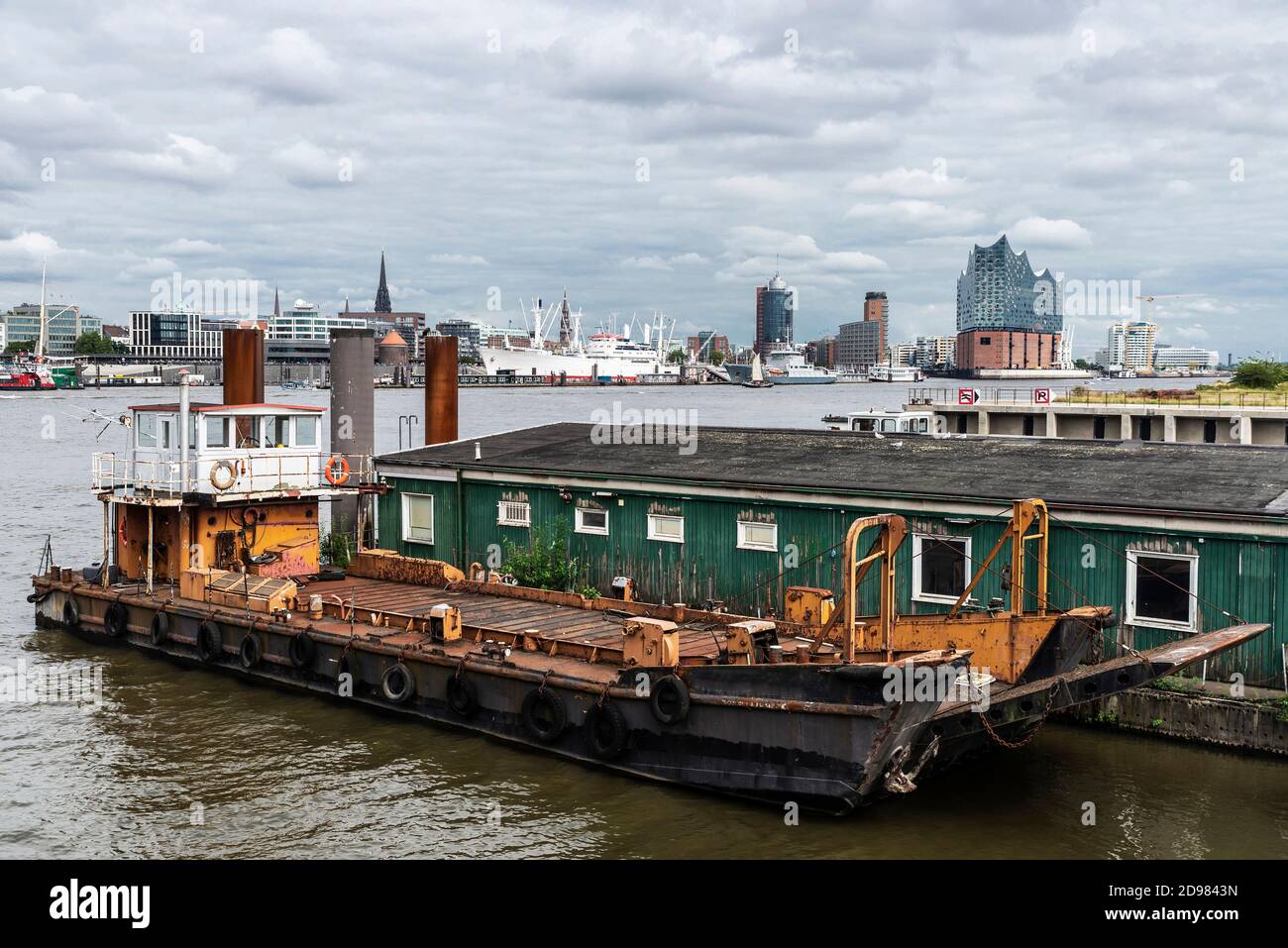 Old warehouse in industrial port hi-res stock photography and images ...