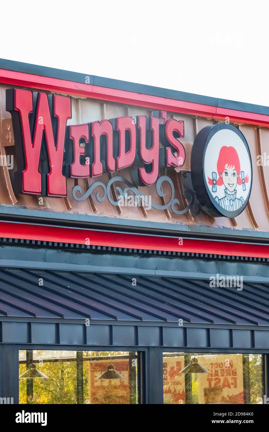 Wendys Sign High Resolution Stock Photography and Images - Alamy