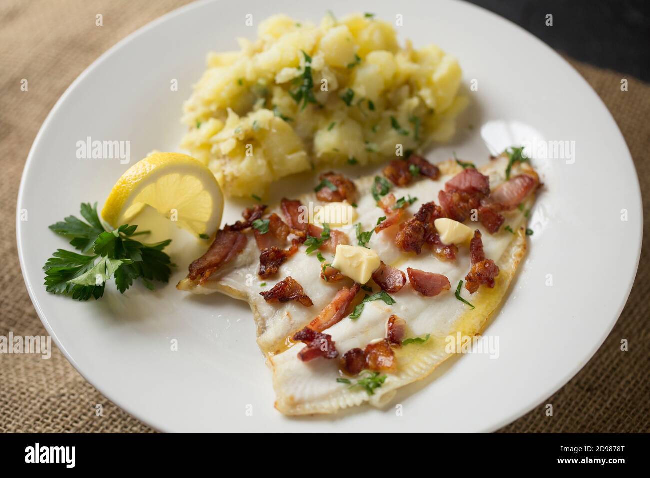 Plaice dish hi-res stock photography and images - Alamy