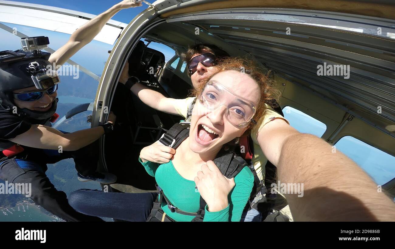 Sky diving tandem self portrait Stock Photo - Alamy