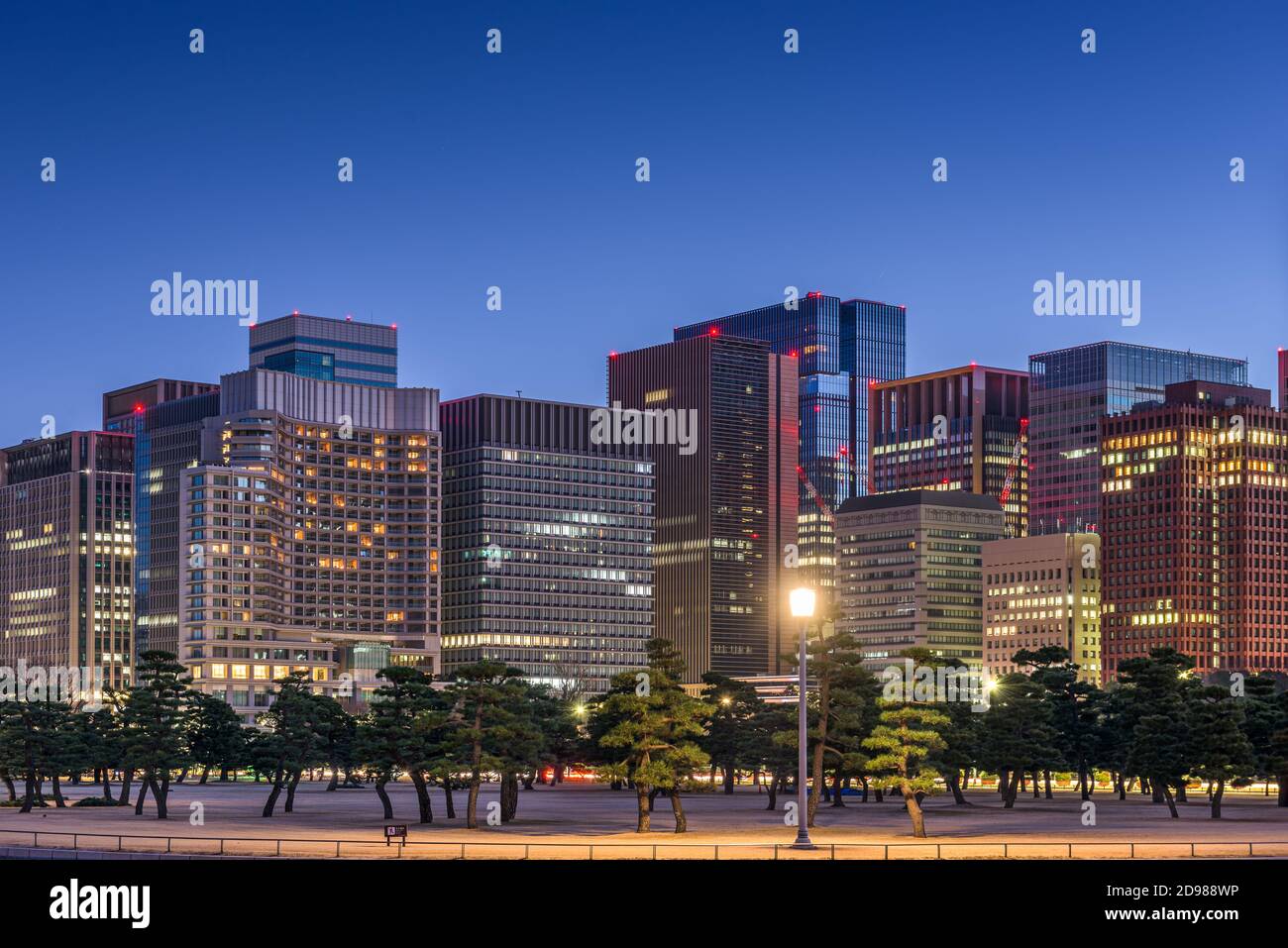 Modern japanese architecture hi-res stock photography and images - Alamy