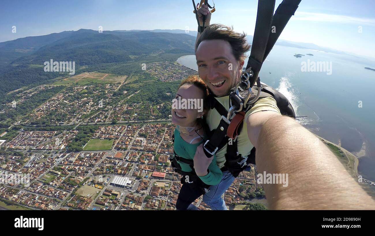 Sky diving tandem self portrait Stock Photo - Alamy