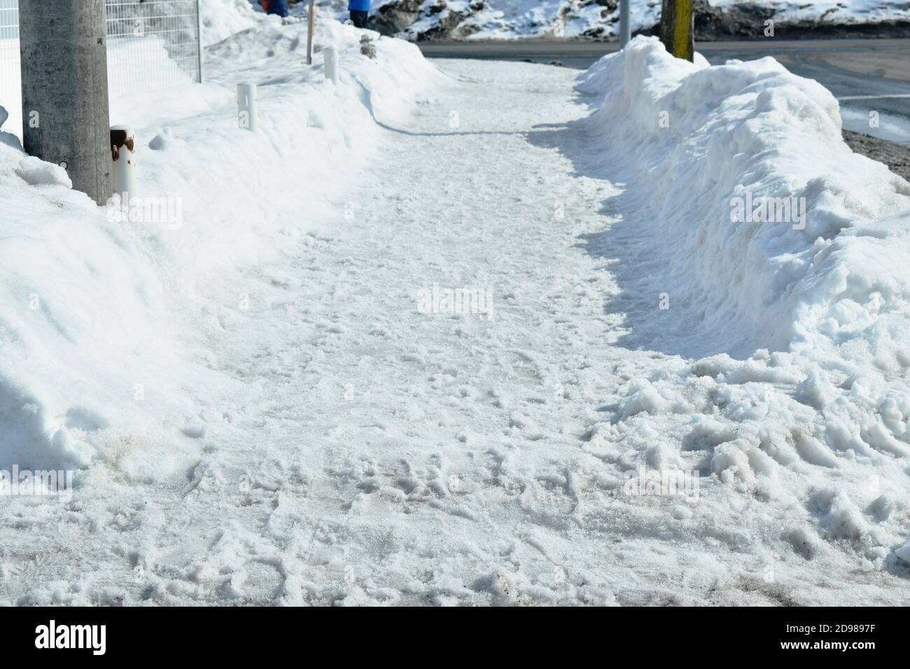 Mud ice footprint hi-res stock photography and images - Alamy