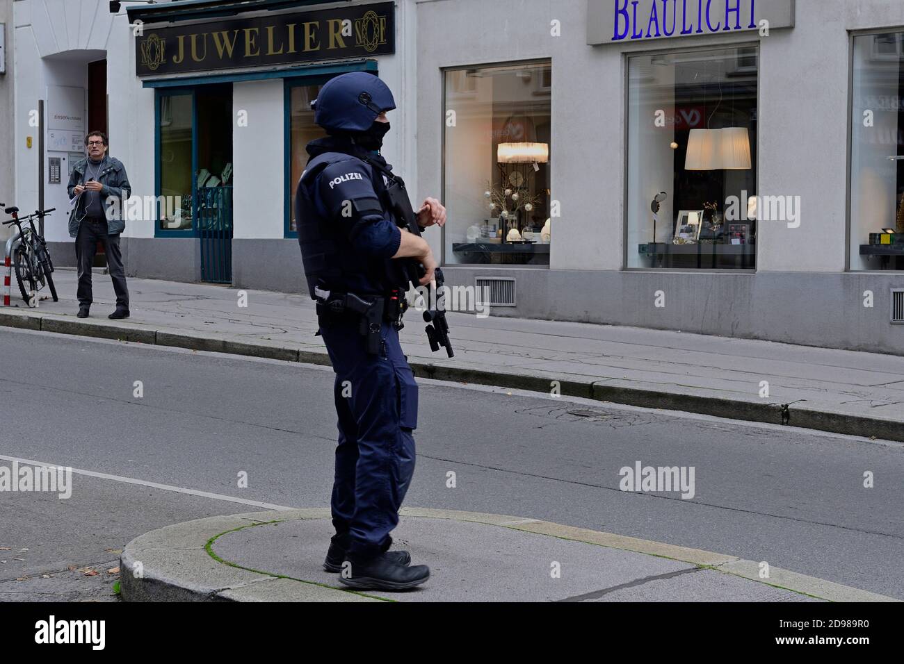 Assassination attack hi-res stock photography and images - Alamy