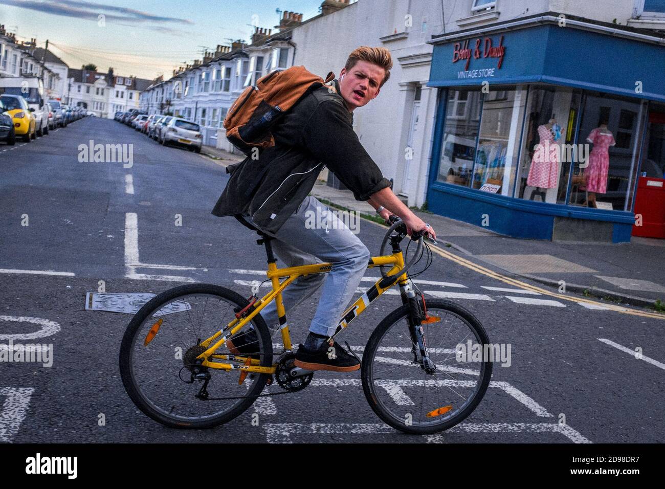 Cycling and brighton hi-res stock photography and images - Alamy