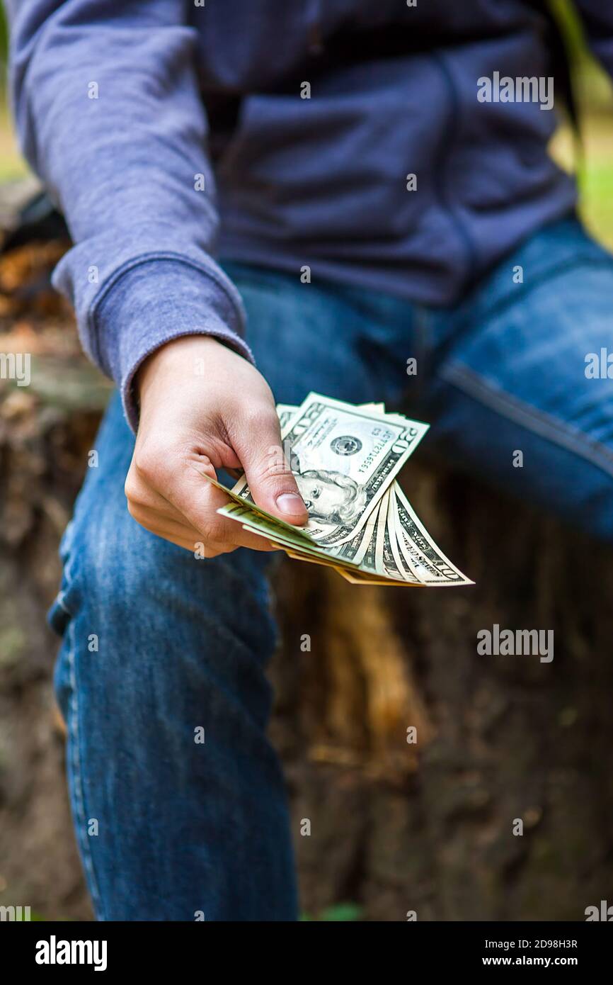 Person give hi-res stock photography and images - Alamy