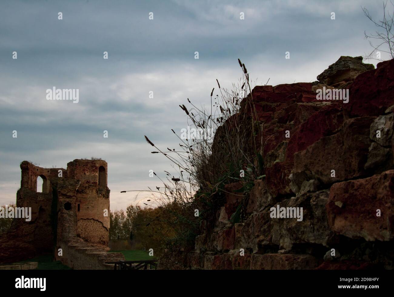 Importance of independence monument hi-res stock photography and images ...