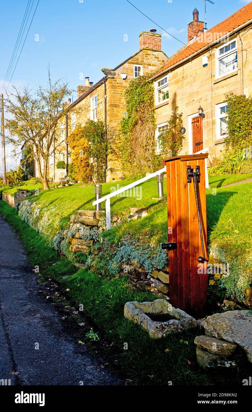 Village water Pump, Borrowby, North Yorkshire, England Stock Photo - Alamy