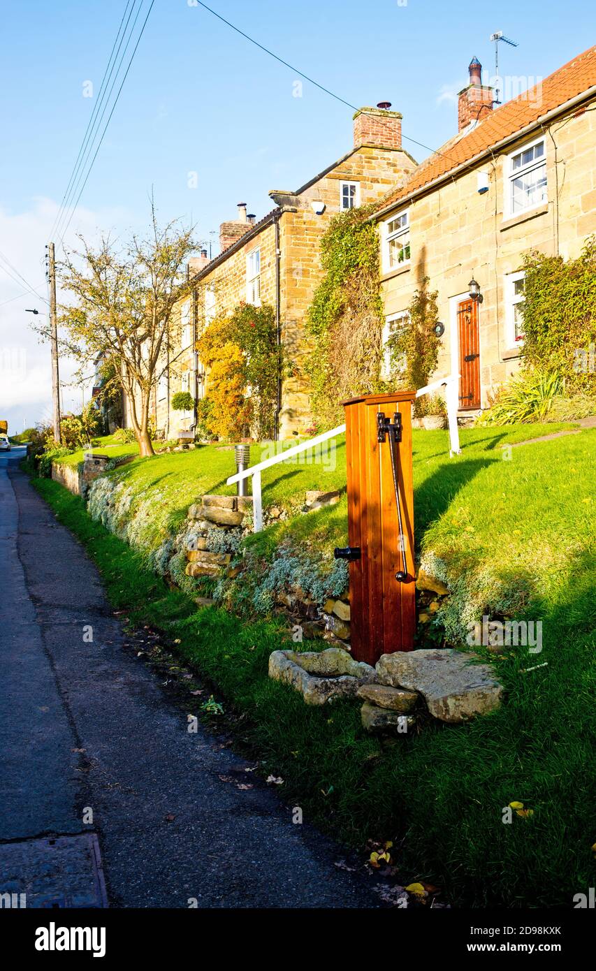 Village water Pump, Borrowby, North Yorkshire, England Stock Photo - Alamy