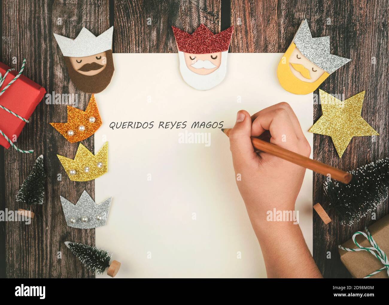 Child three kings hi-res stock photography and images - Alamy