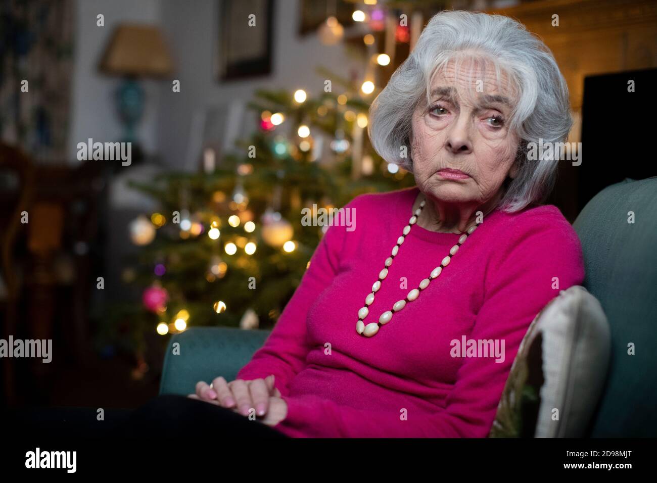 Sad christmas tree hi-res stock photography and images - Alamy