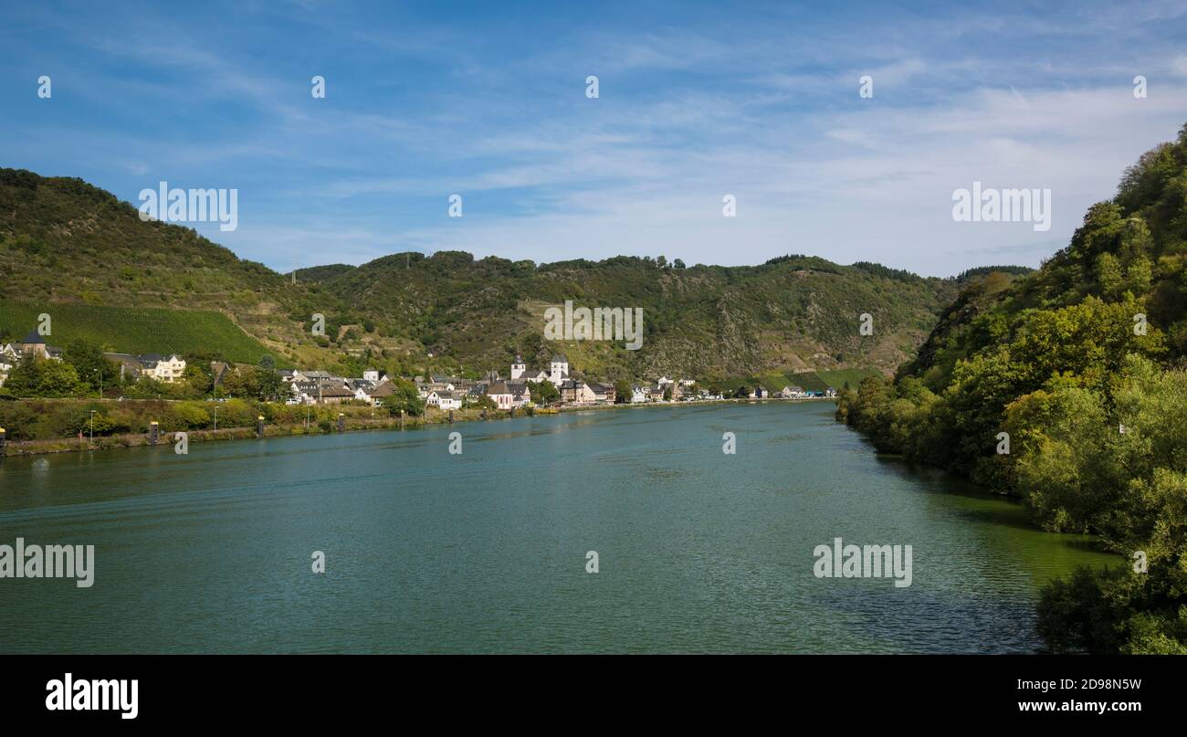 Treis karden hi-res stock photography and images - Alamy