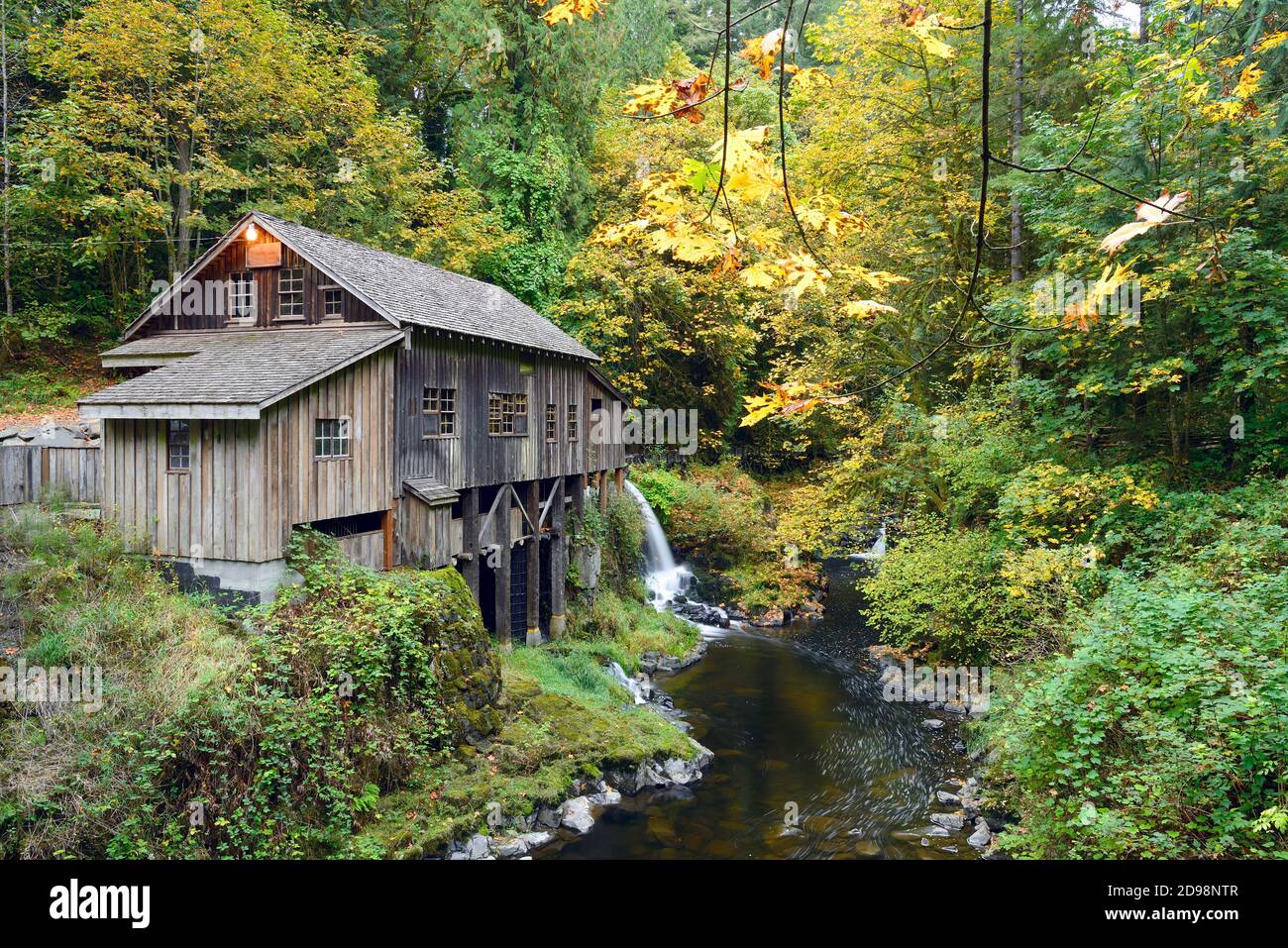 Old mill creek hi-res stock photography and images - Alamy