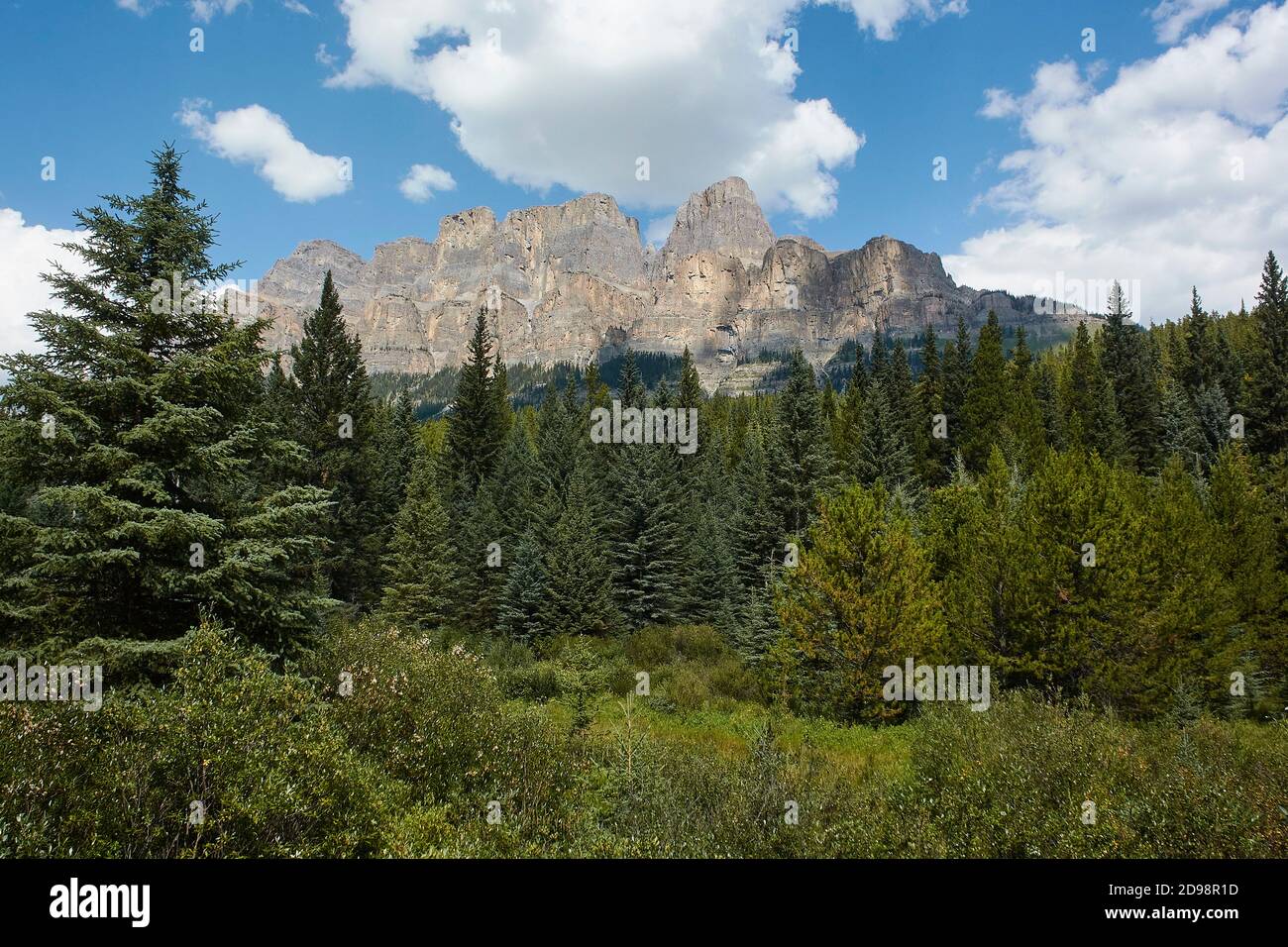 Toward castle hi-res stock photography and images - Alamy