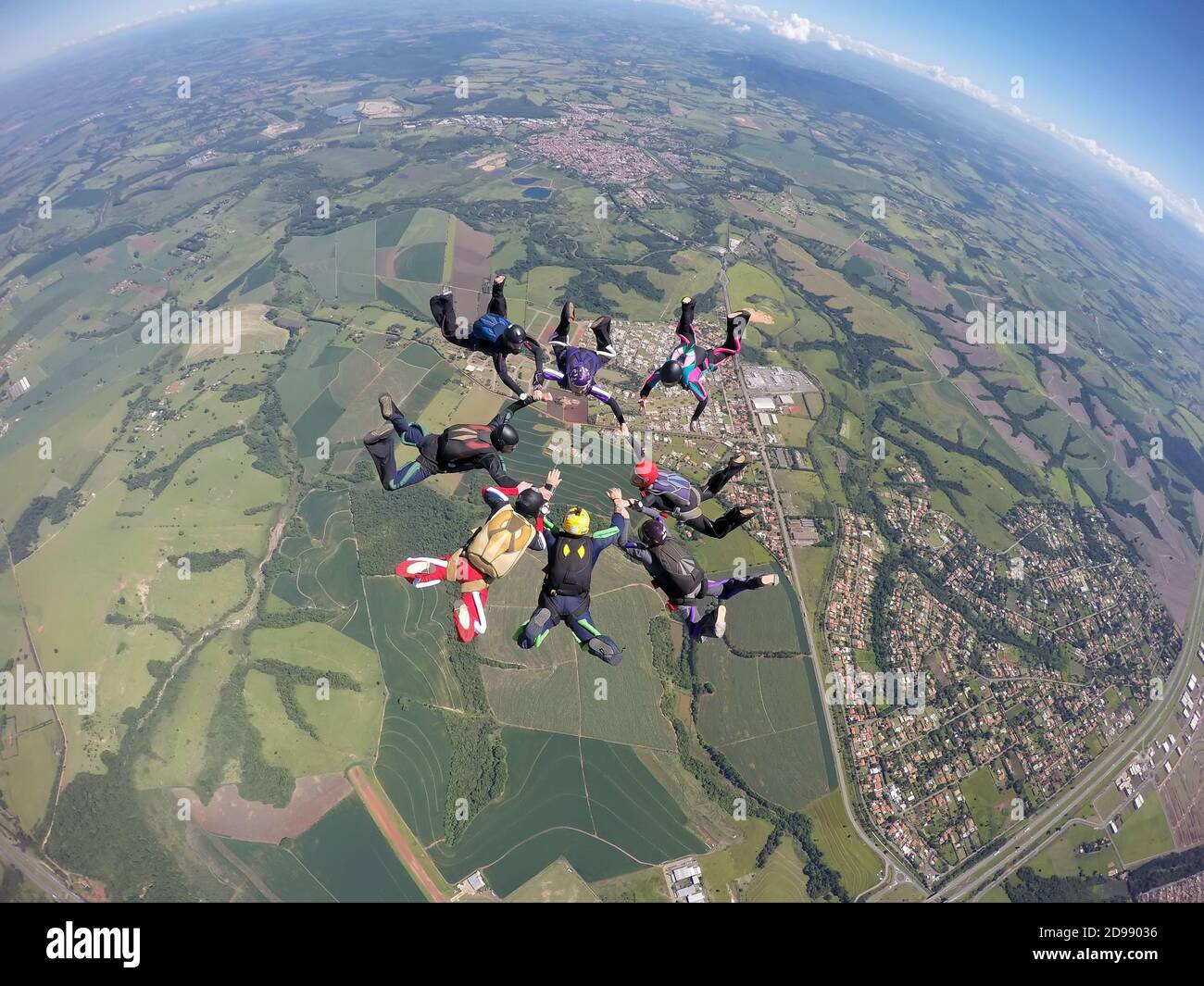 Skydiving group formation Stock Photo - Alamy