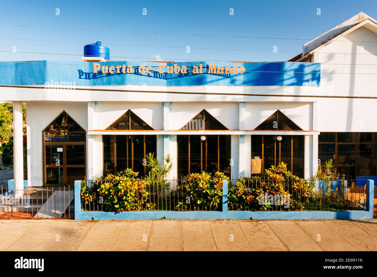 Cuba's Gate to the World - Puerta de Cuba al Mundo, Cuban tourism ...