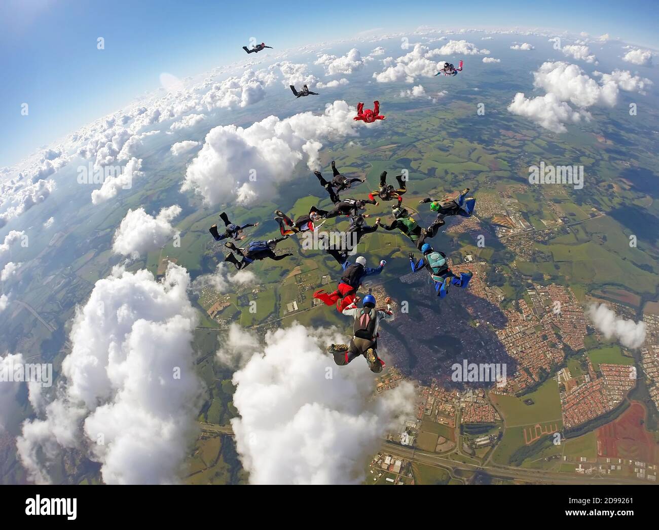 Skydiving group formation Stock Photo - Alamy