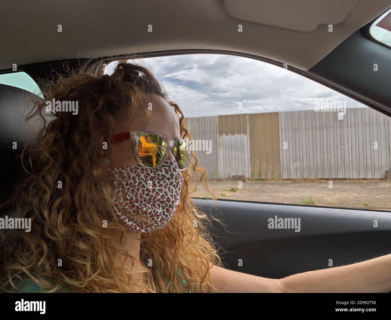 Woman driver mask car hi-res stock photography and images - Alamy