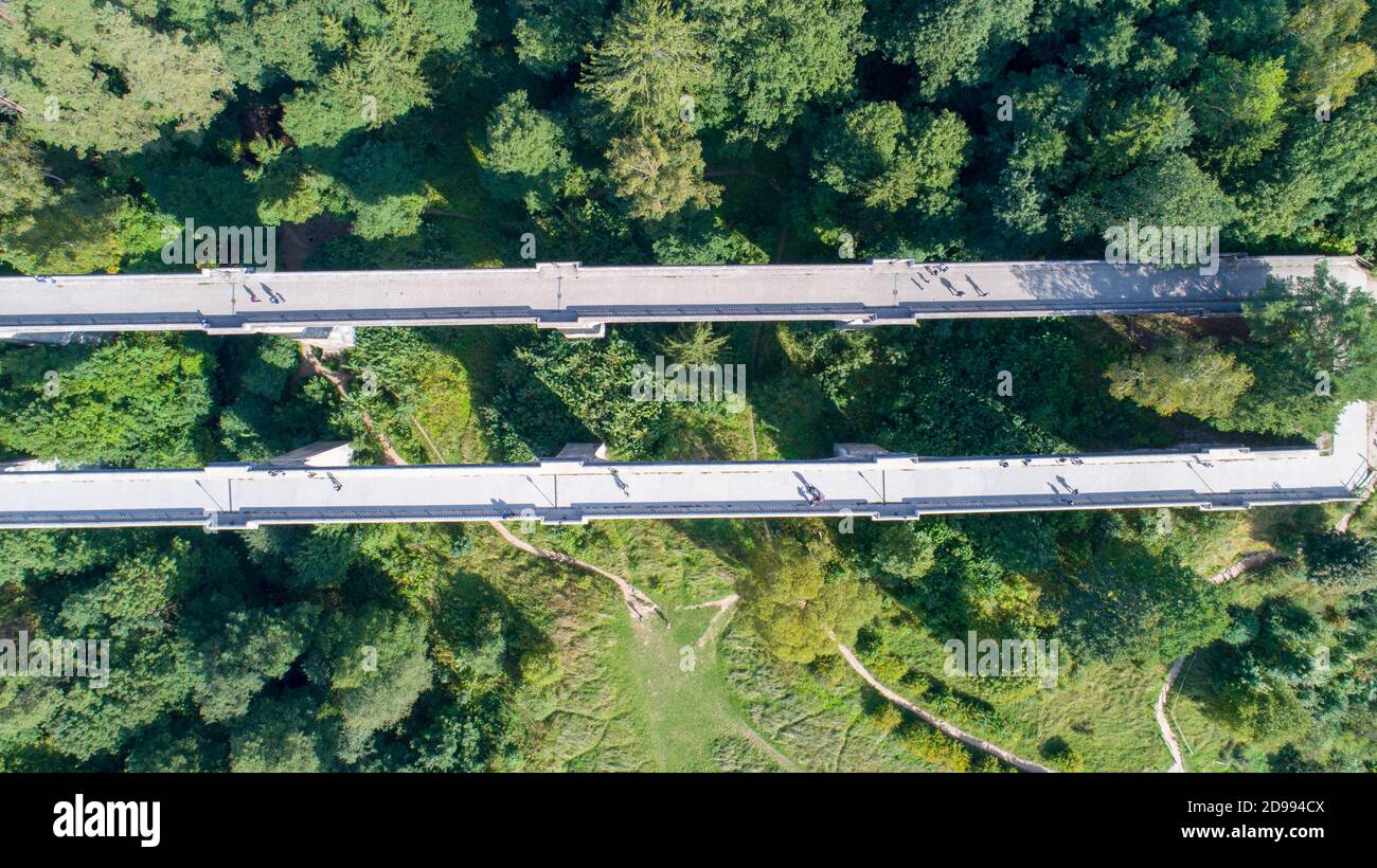 Concrete railway bridges hi-res stock photography and images - Alamy